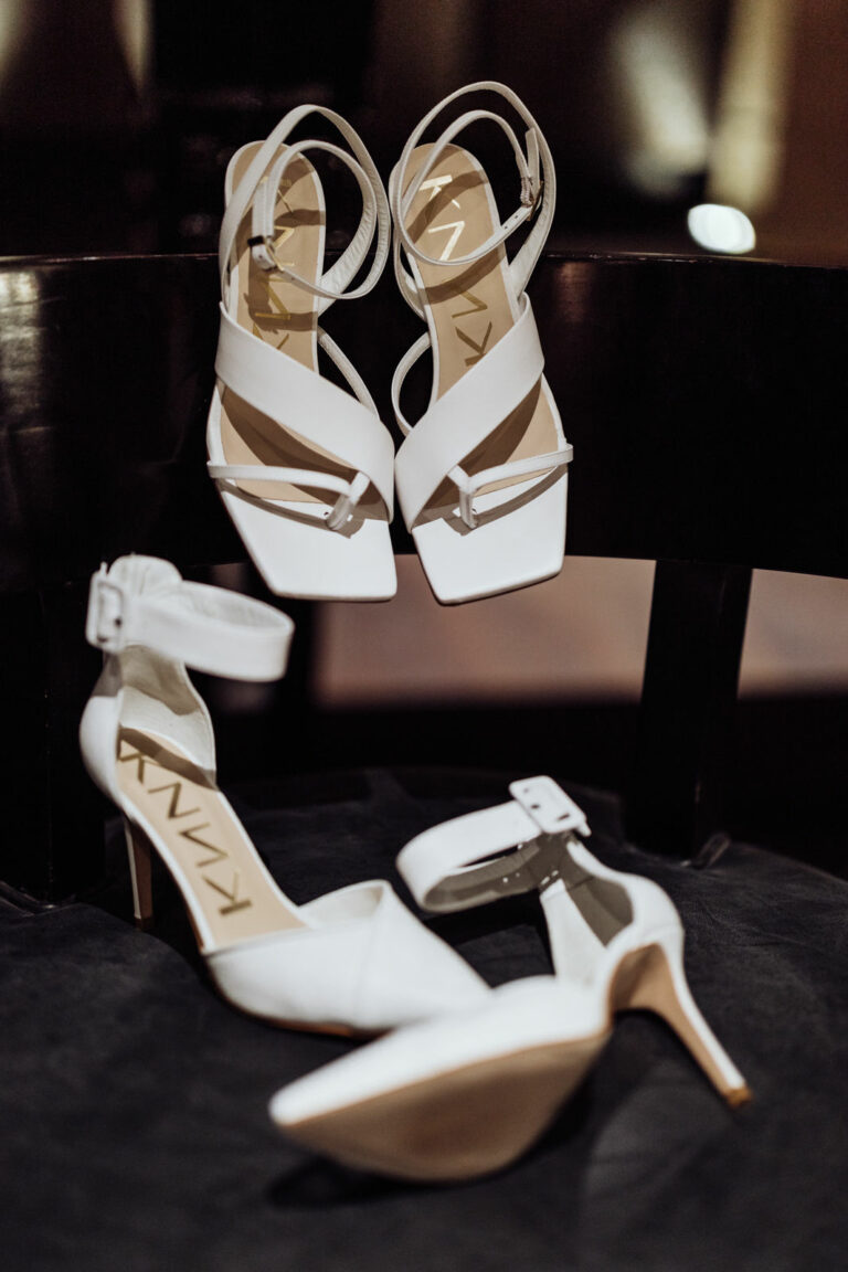 Moderne Brautschuhe von KNNK Studio - FRIEDA THERÉS